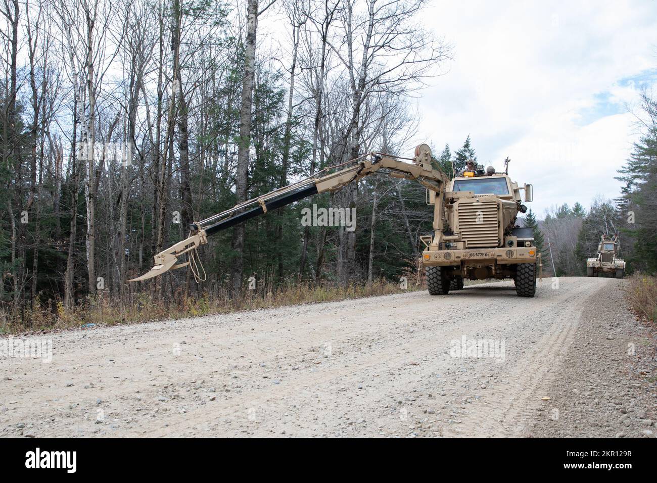 Soldiers of Bravo Company, 572nd Brigade Engineer Battalion, 86th ...