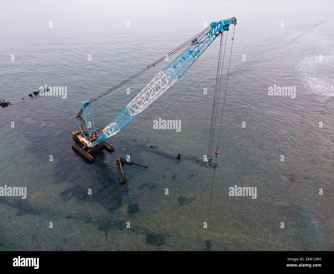 Large construction vehicle elevated hi-res stock photography and images - Alamy