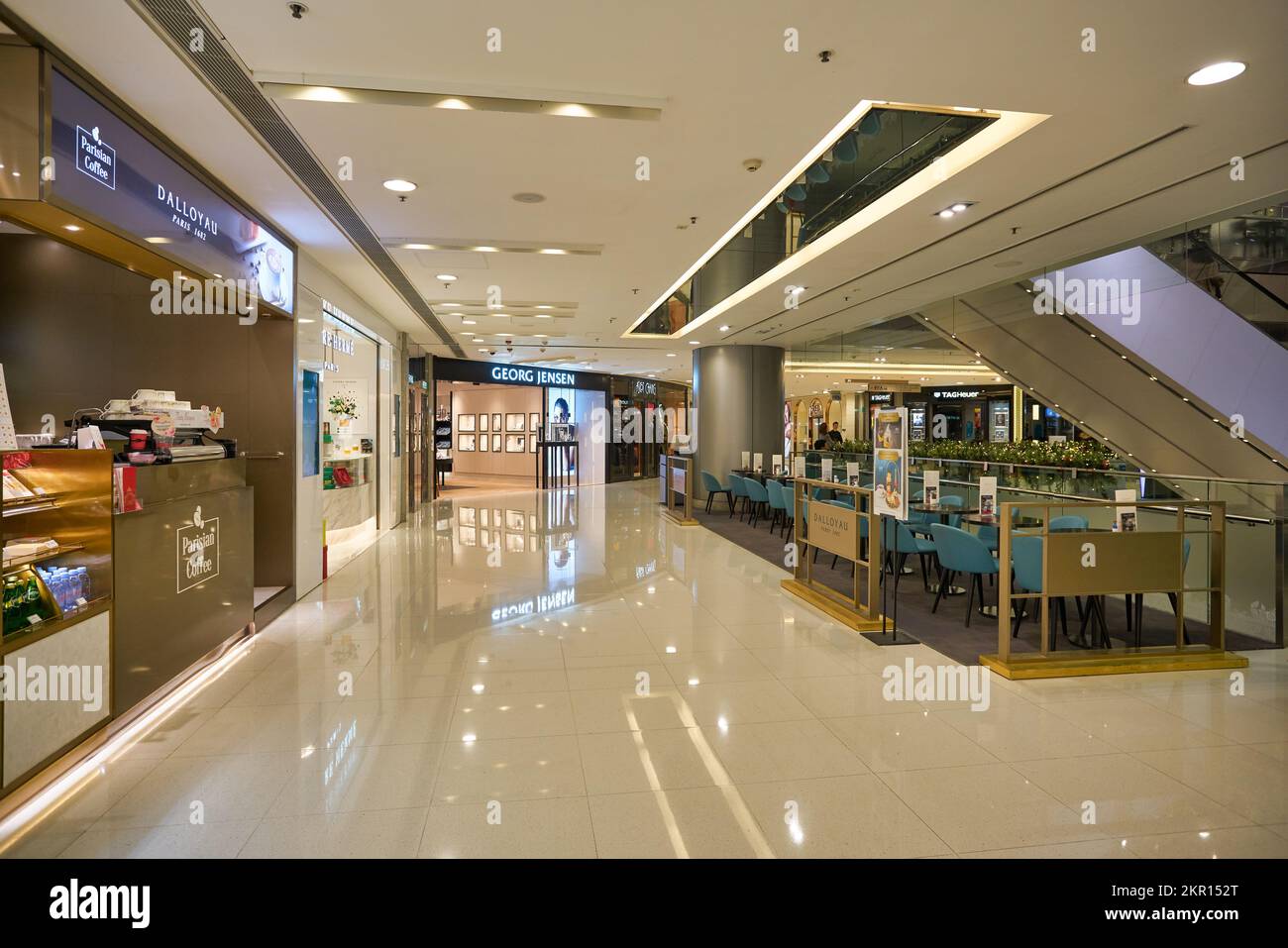 Luxury brands hong kong hi-res stock photography and images - Alamy