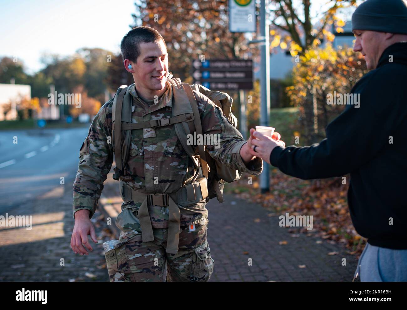 U.S. Air Force Master Sgt. Christopher Basinger, 86th Civil Engineer ...