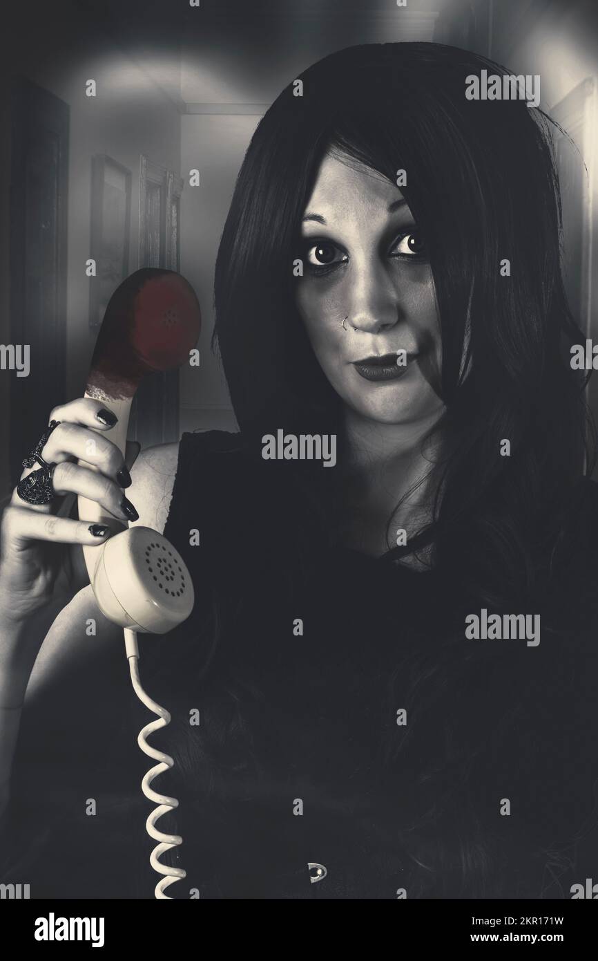 Murder by telephone hi-res stock photography and images - Alamy