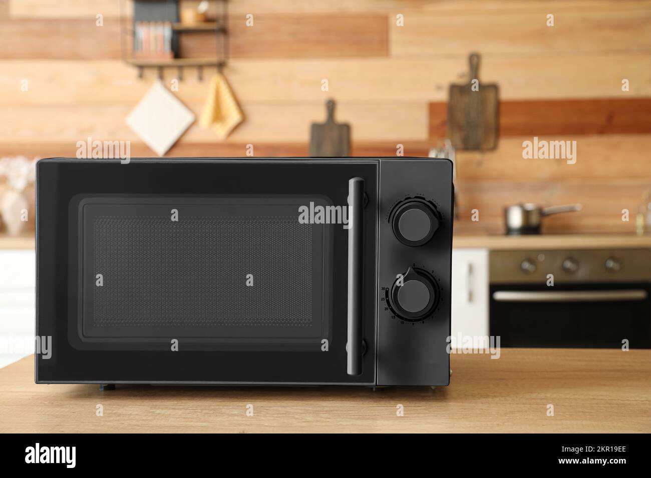 Smart microwave oven hi-res stock photography and images - Alamy