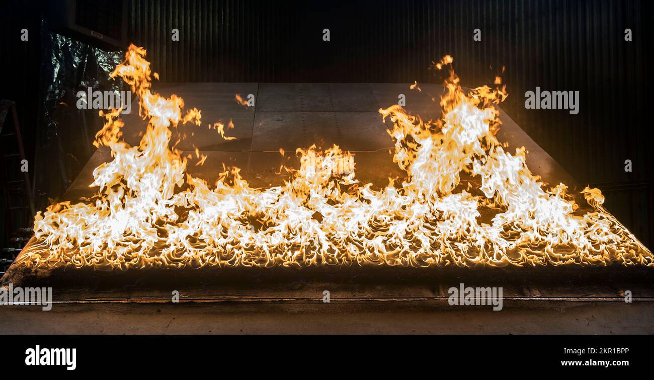 Laboratory controlled fire hi-res stock photography and images - Alamy