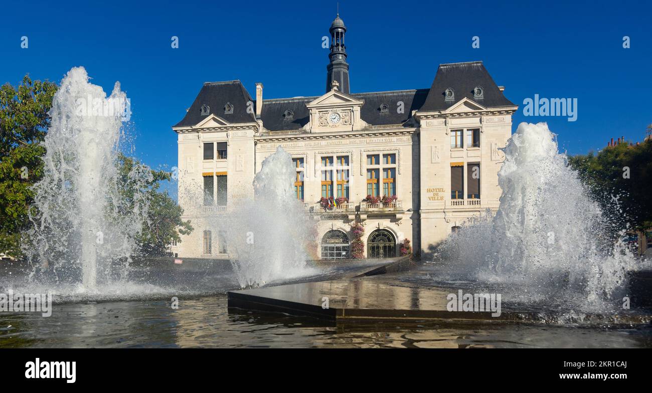 Old town of montlucon hi-res stock photography and images - Alamy