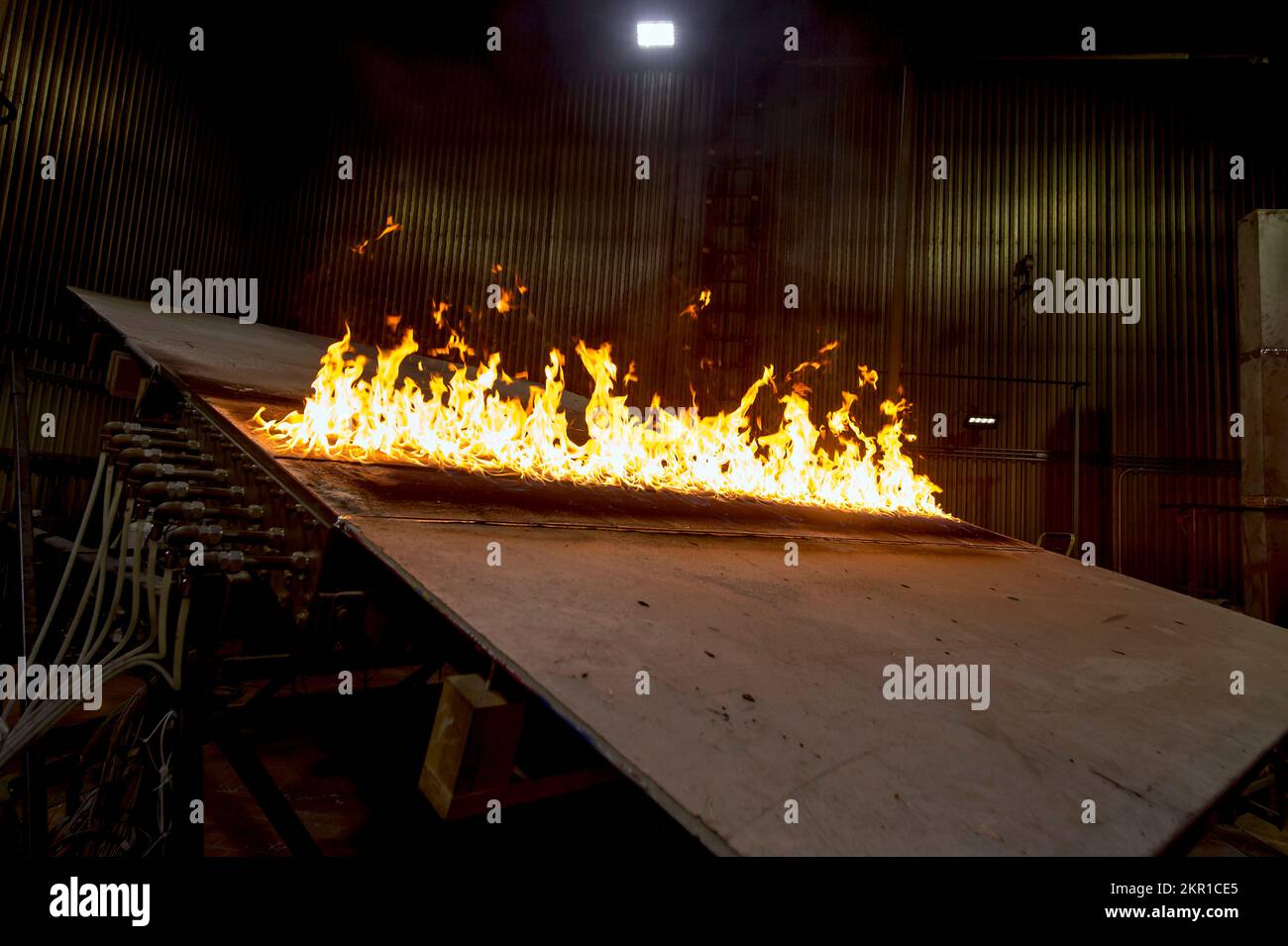 Laboratory controlled fire hi-res stock photography and images - Alamy