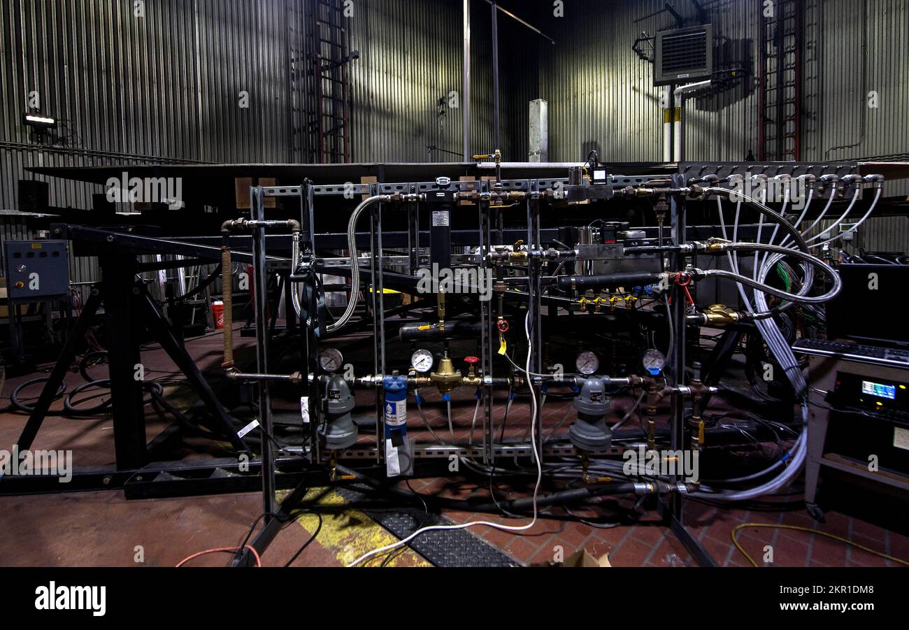 Laboratory controlled fire hi-res stock photography and images - Alamy