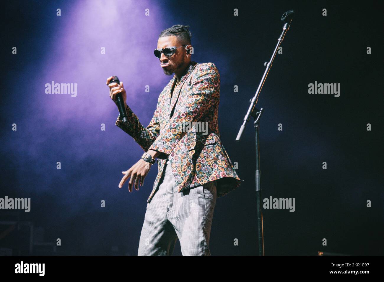 Masego on stage hi-res stock photography and images - Alamy