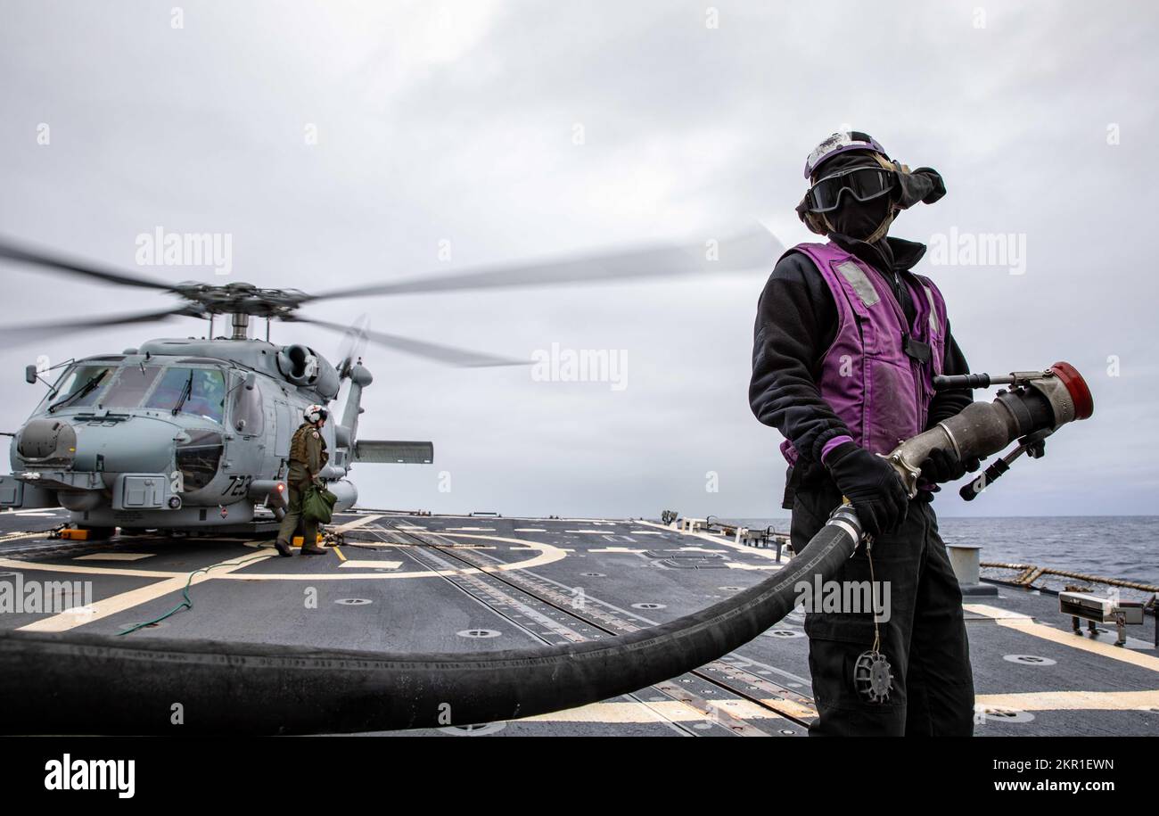 EASTERN ATLANTIC OCEAN (Nov. 5, 2022) Damage Controlman 3rd Class ...