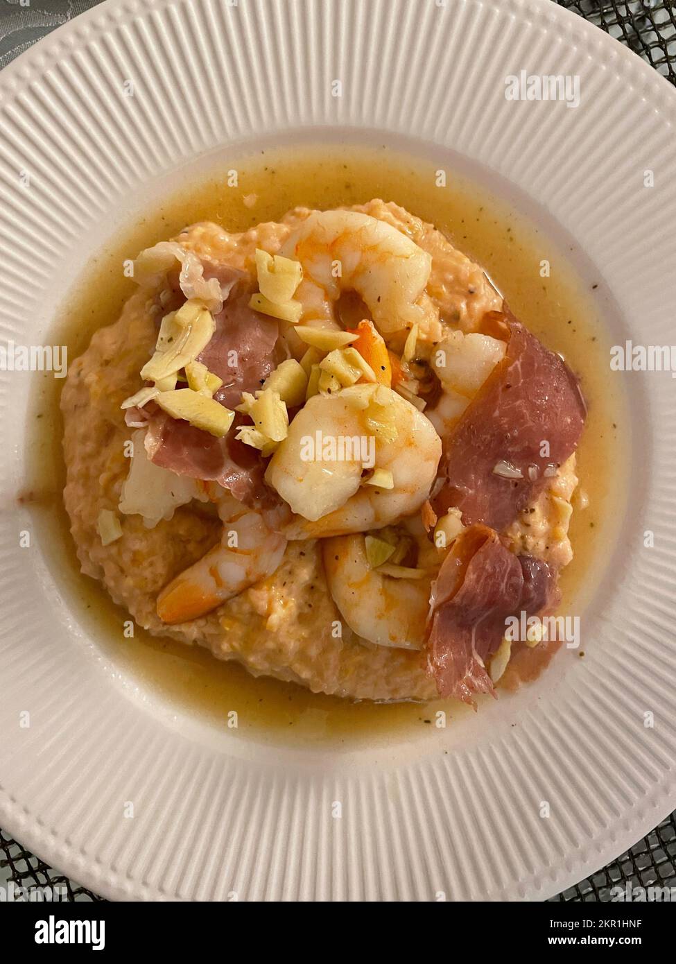Old fashioned grits hi-res stock photography and images - Alamy