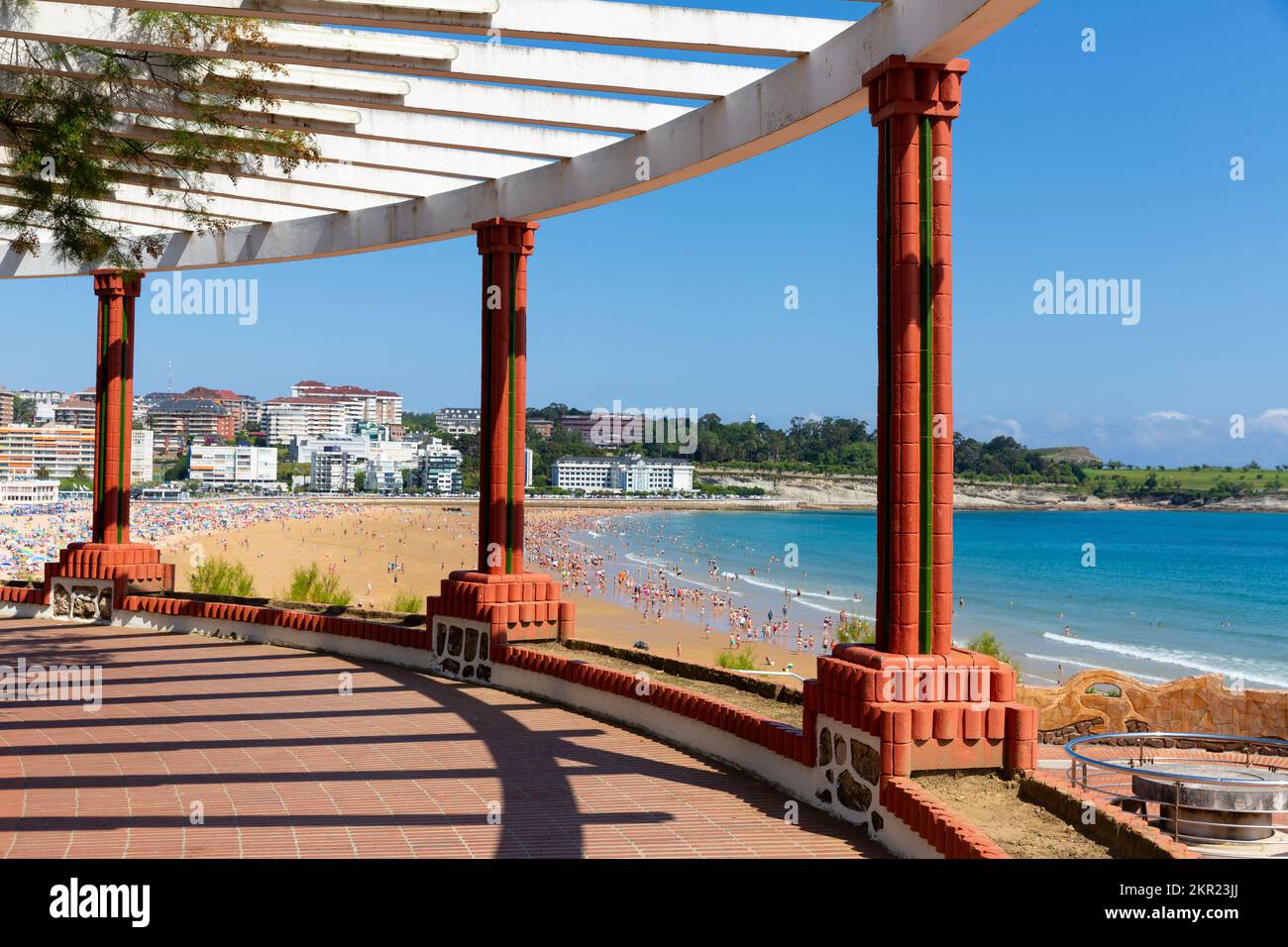 Hotels and sand beach of Santander Stock Photo - Alamy
