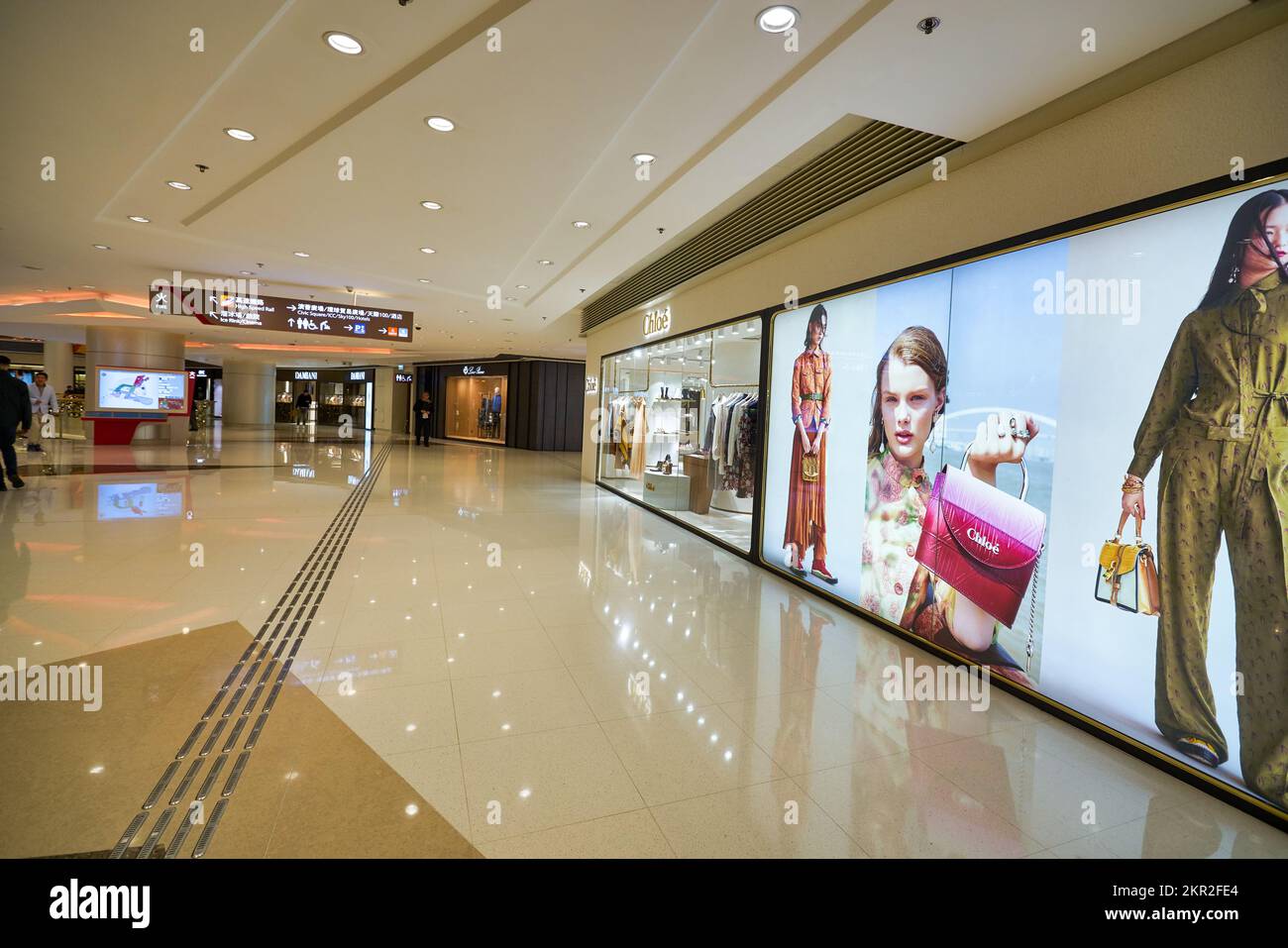 Loro piana store hi-res stock photography and images - Alamy