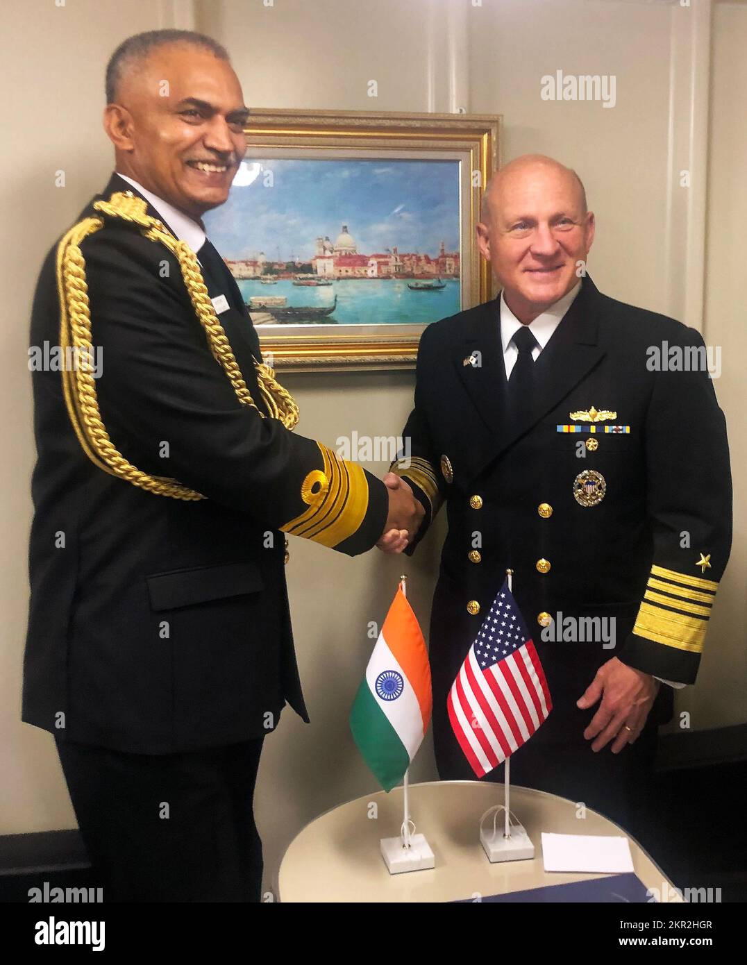 PACIFIC OCEAN (Nov. 6, 2022) - Chief of Naval Operations Adm. Mike Gilday meets with India’s ...