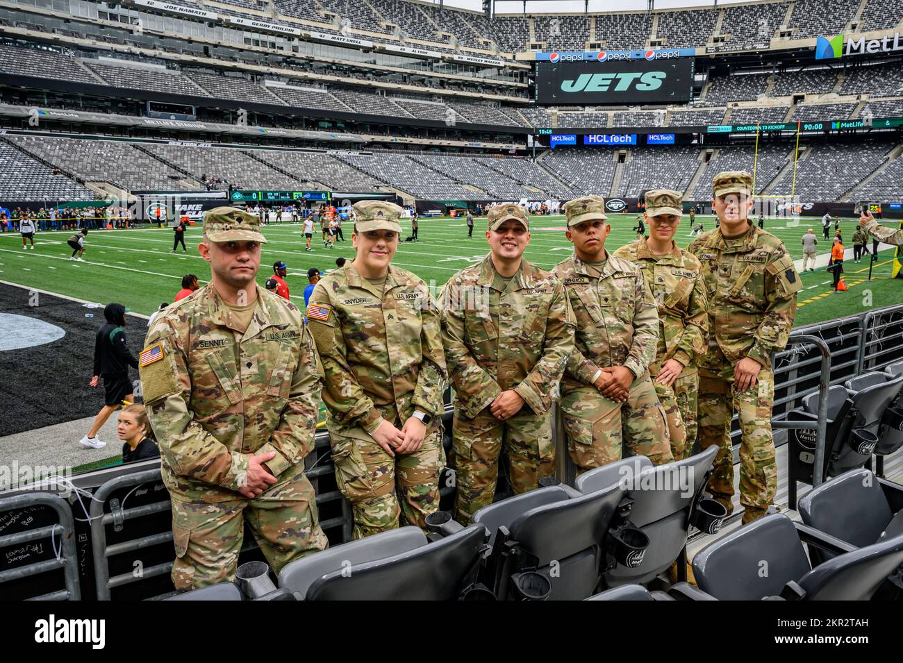 U.S. Army Soldiers, with the New Jersey National Guard, pose for a ...
