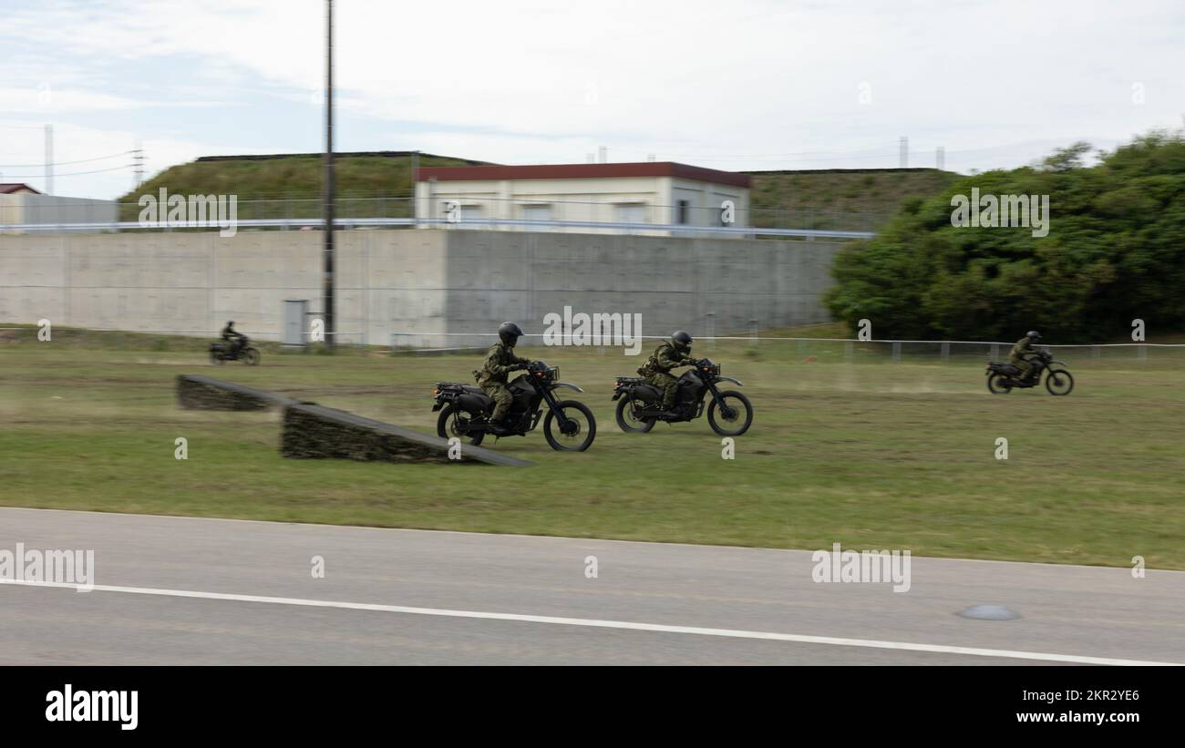 Members of 15th Brigade, Japan Ground Self Defense Force (JGSDF ...