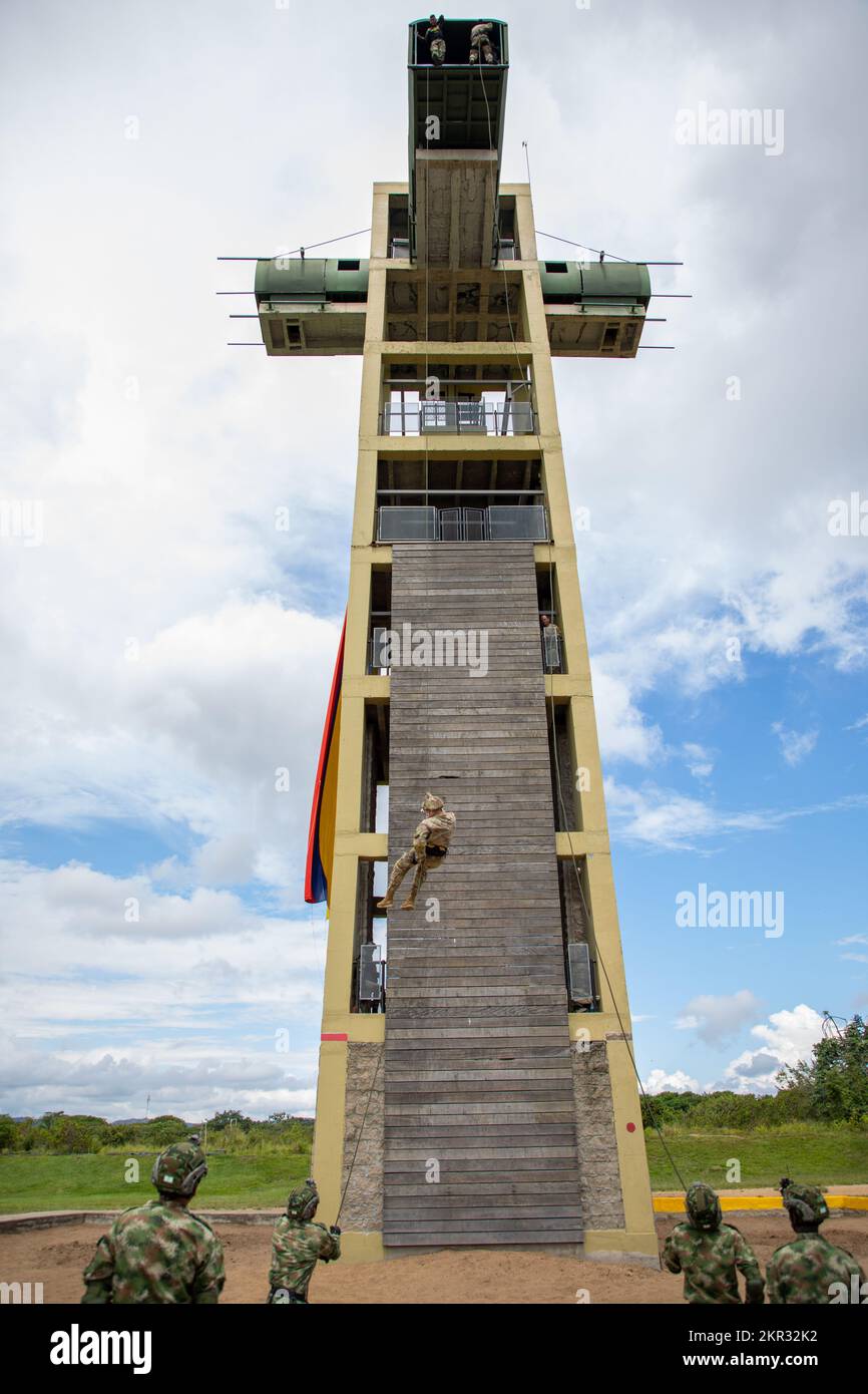 Soldiers assigned to the Effingham-based Bravo Company, 2nd Battalion ...