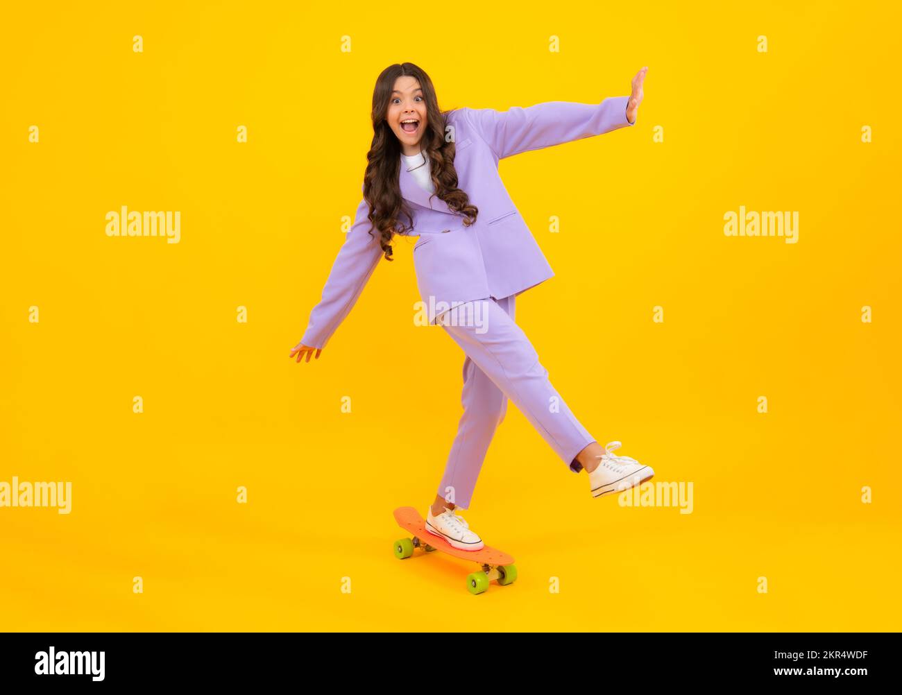 Amazed teen girl. Fashion teenage lifestyle, beautiful teen girl with ...