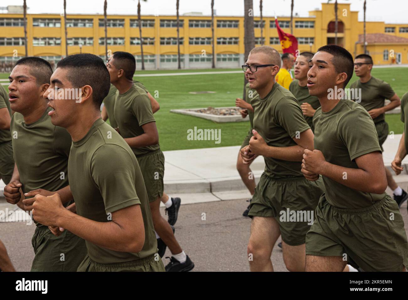 New U.S. Marines with Hotel Company, 2nd Recruit Training Battalion ...