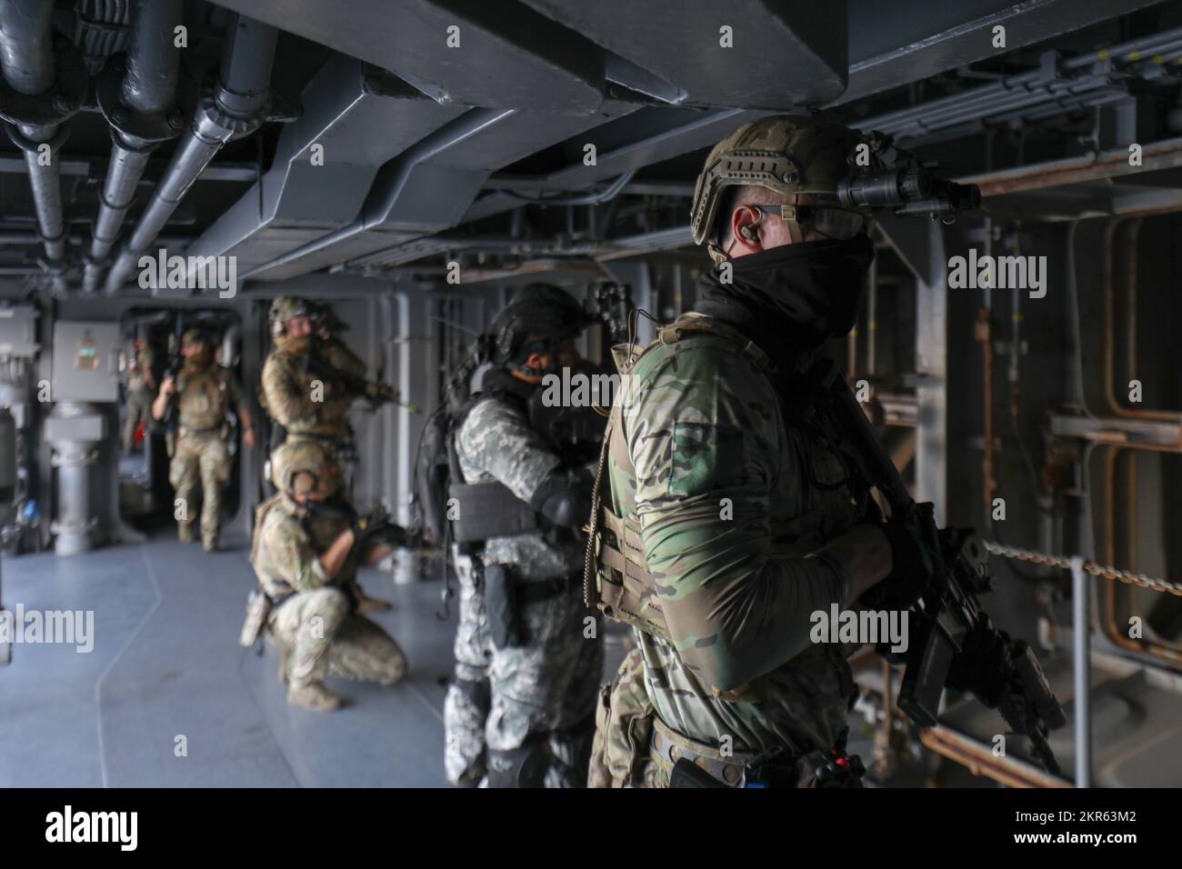 221108-N-AC117-1245 YOKOSUKA, Japan (Nov. 8, 2022) – Sailors with U.S ...