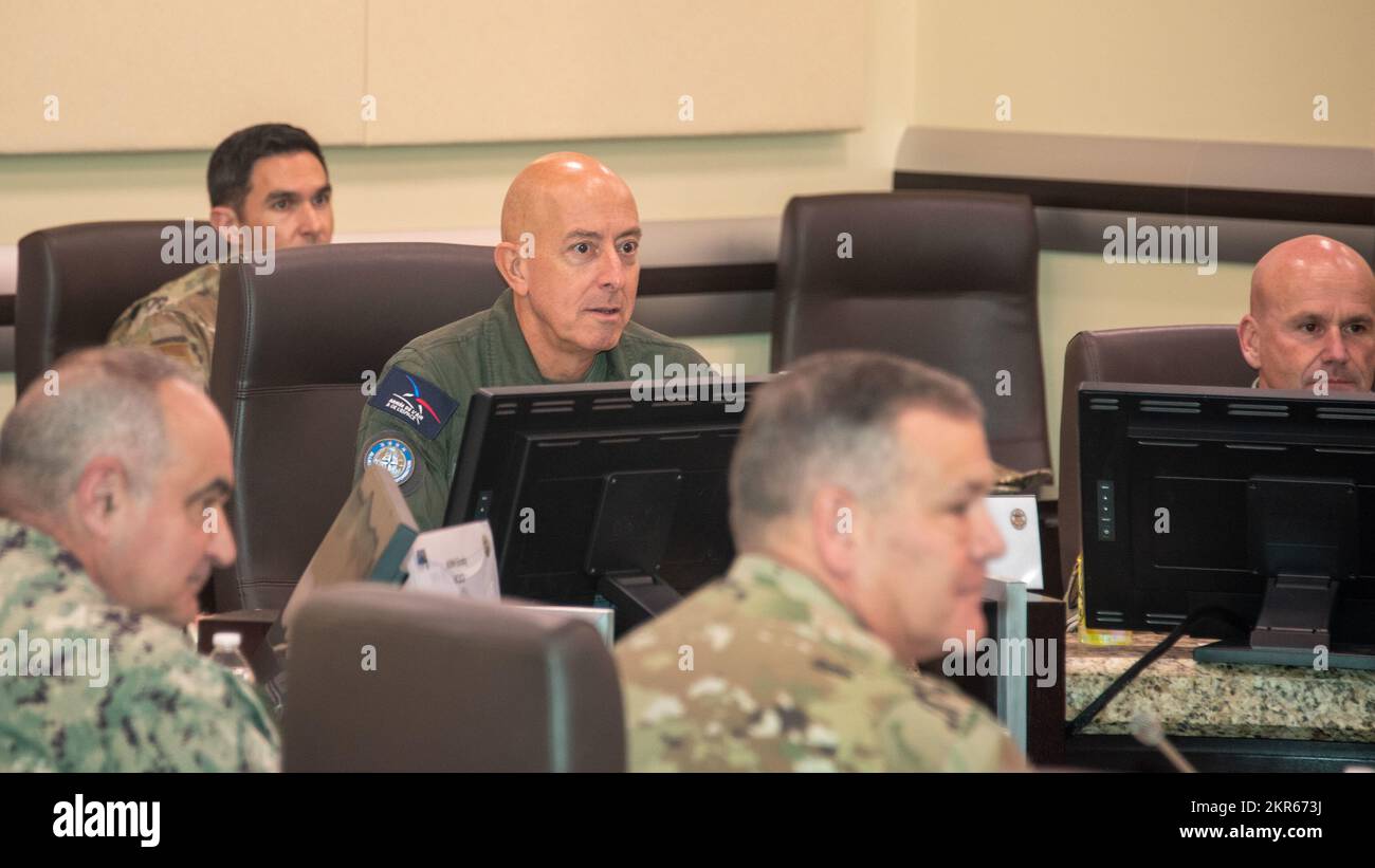 Allied warfighter talks hi-res stock photography and images - Alamy