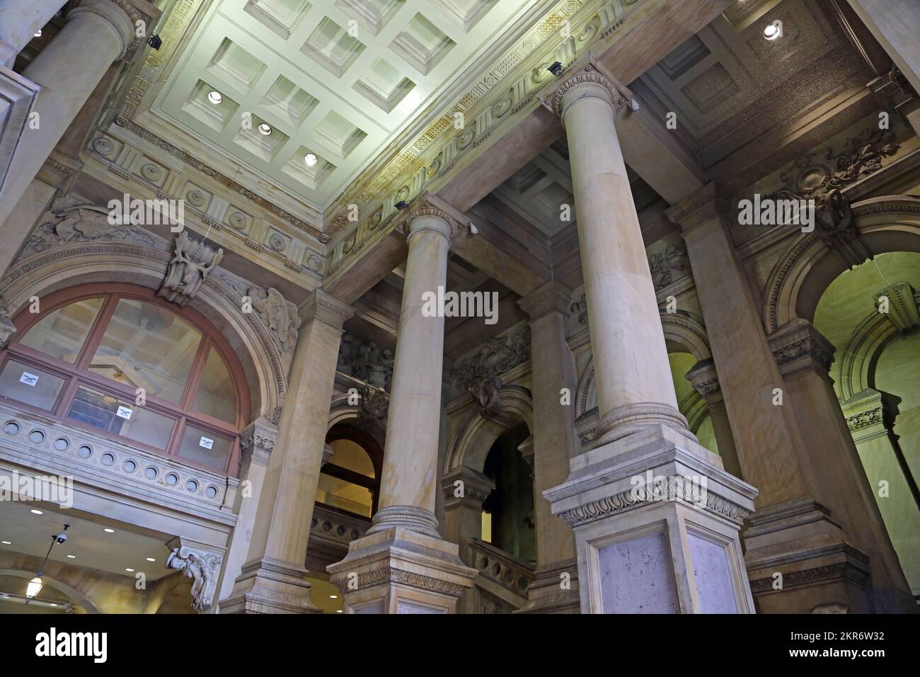 Philadelphia city hall interior hi-res stock photography and images - Alamy