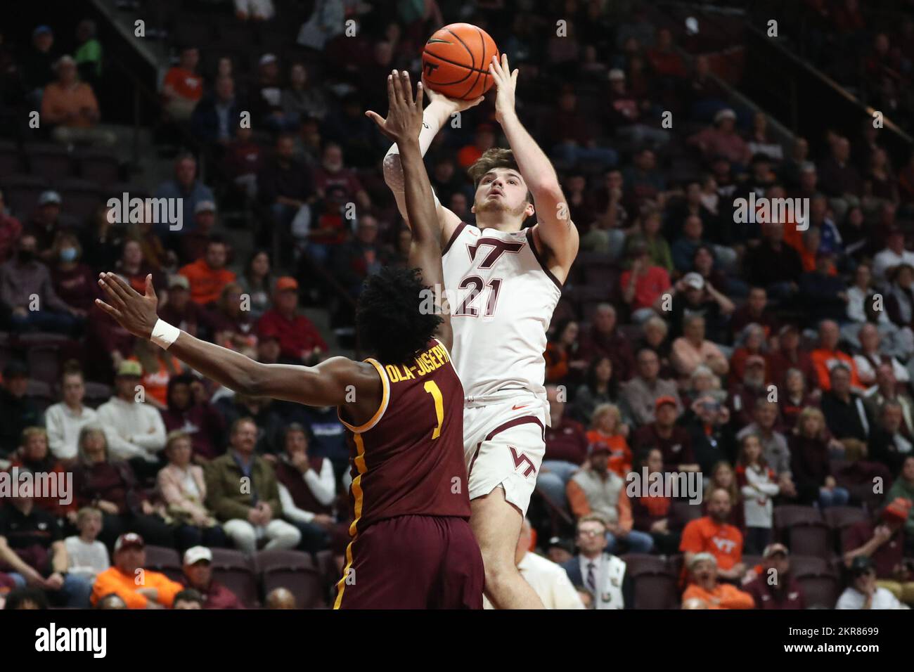Blacksburg, Virginia, USA. 28th Nov, 2022. Virginia Tech Hokies forward ...