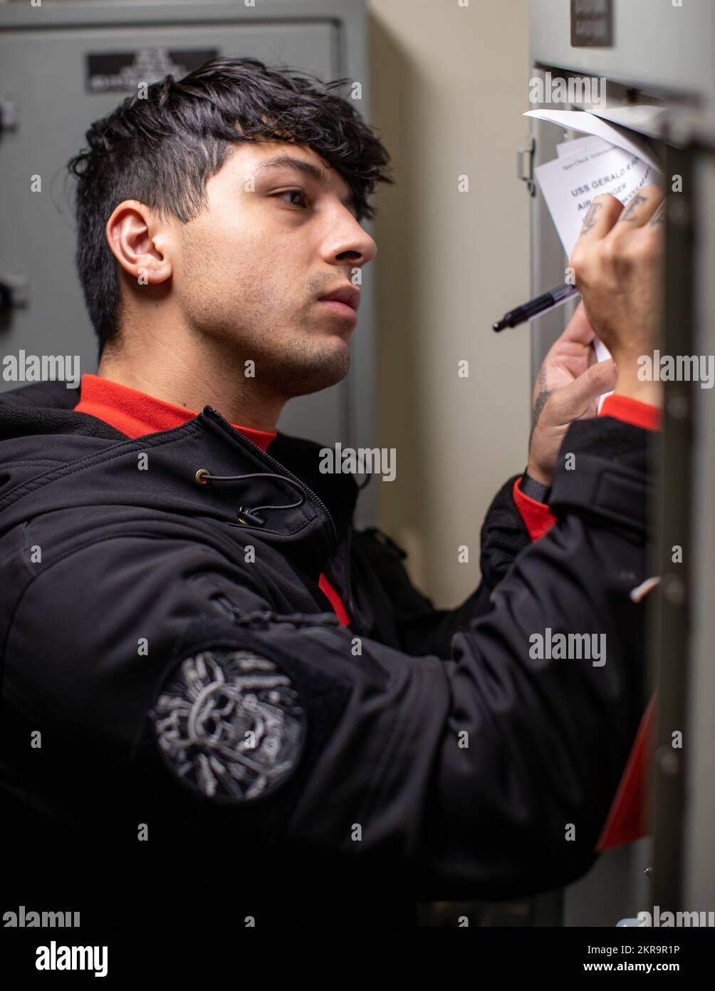 Airman Anthony Bragg, from Amarillo, Texas, assigned to the first-in ...