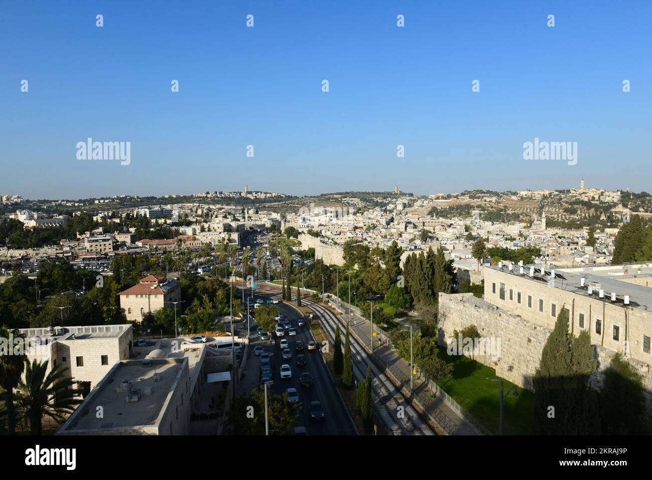 A view of the old city of Jerusalem with Mount Scopus in the background ...