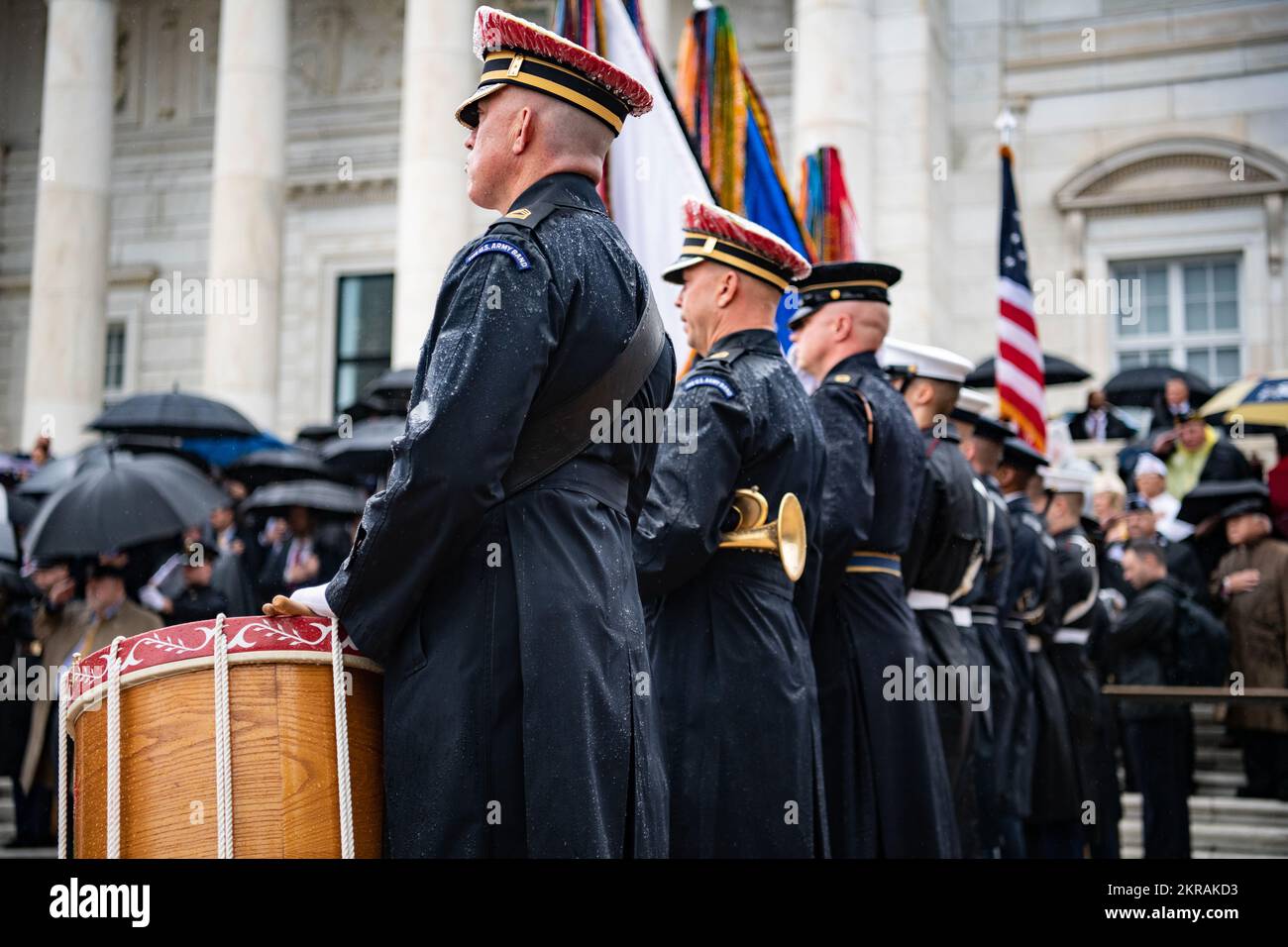A drummer and a bugler from the U.S. Army Band, "Pershing's Own ...