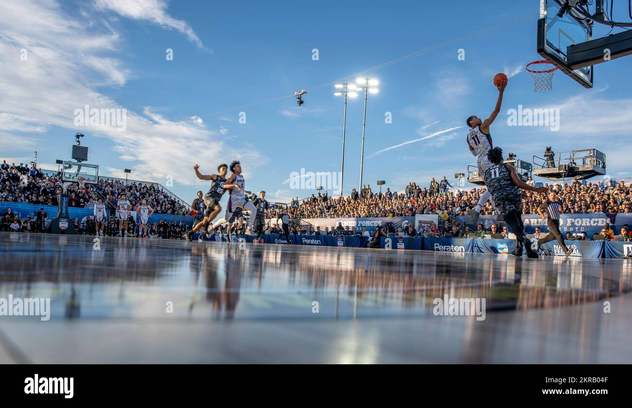 221111-N-XZ686-1683 SAN DIEGO (Nov. 11, 2022) Gonzaga Bulldogs Guard ...