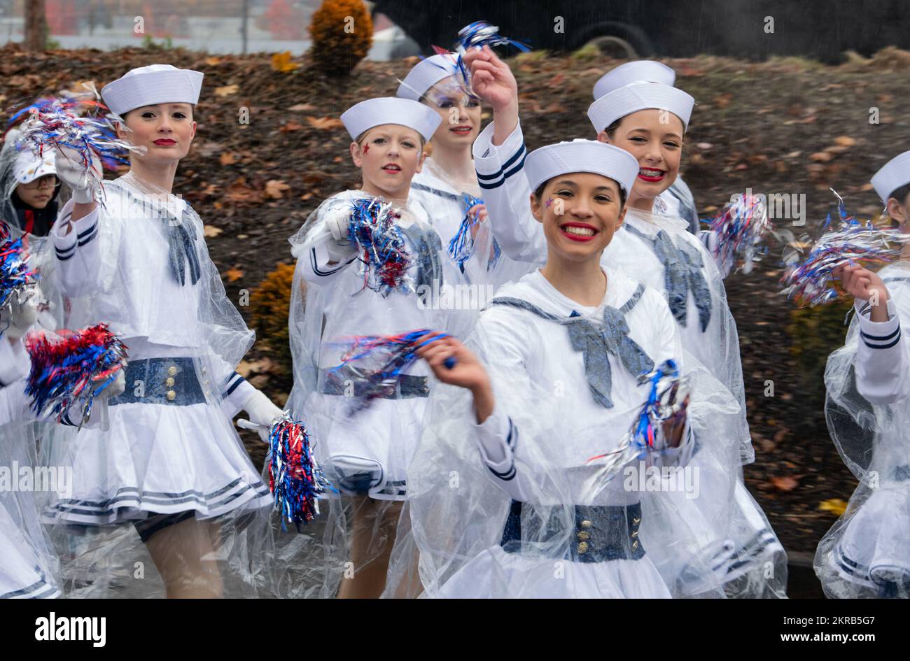 Marching bands, performers, and other civic organizations at the 71st ...