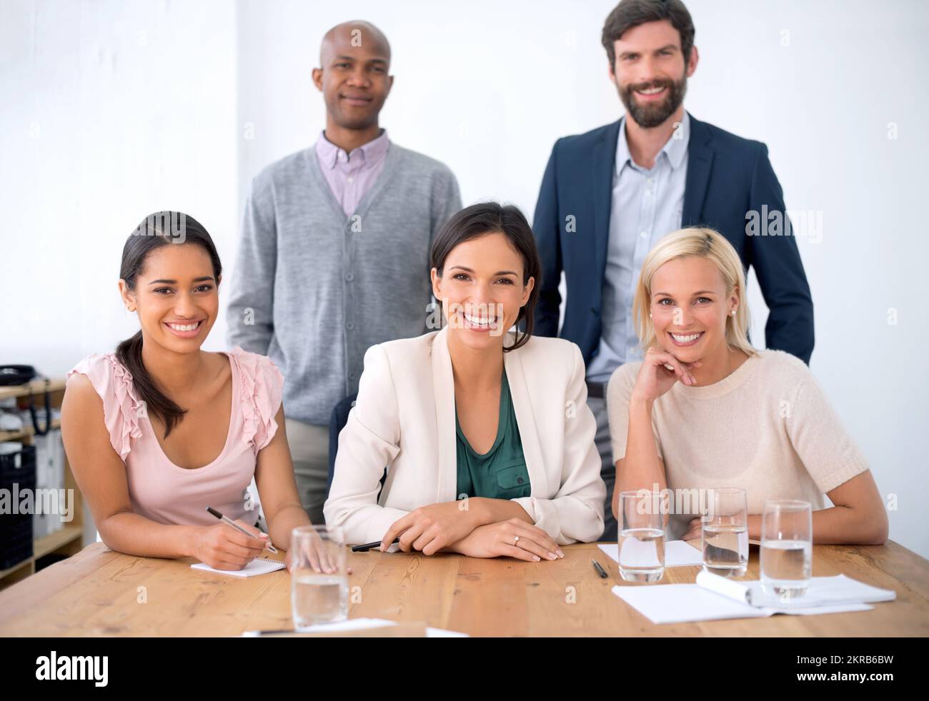 Team take top group hi-res stock photography and images - Alamy