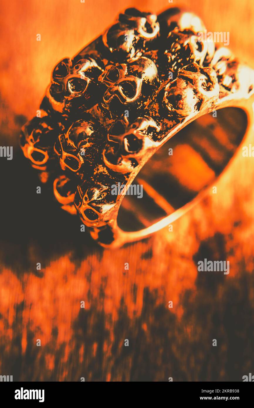 Cursed skull hi-res stock photography and images - Alamy
