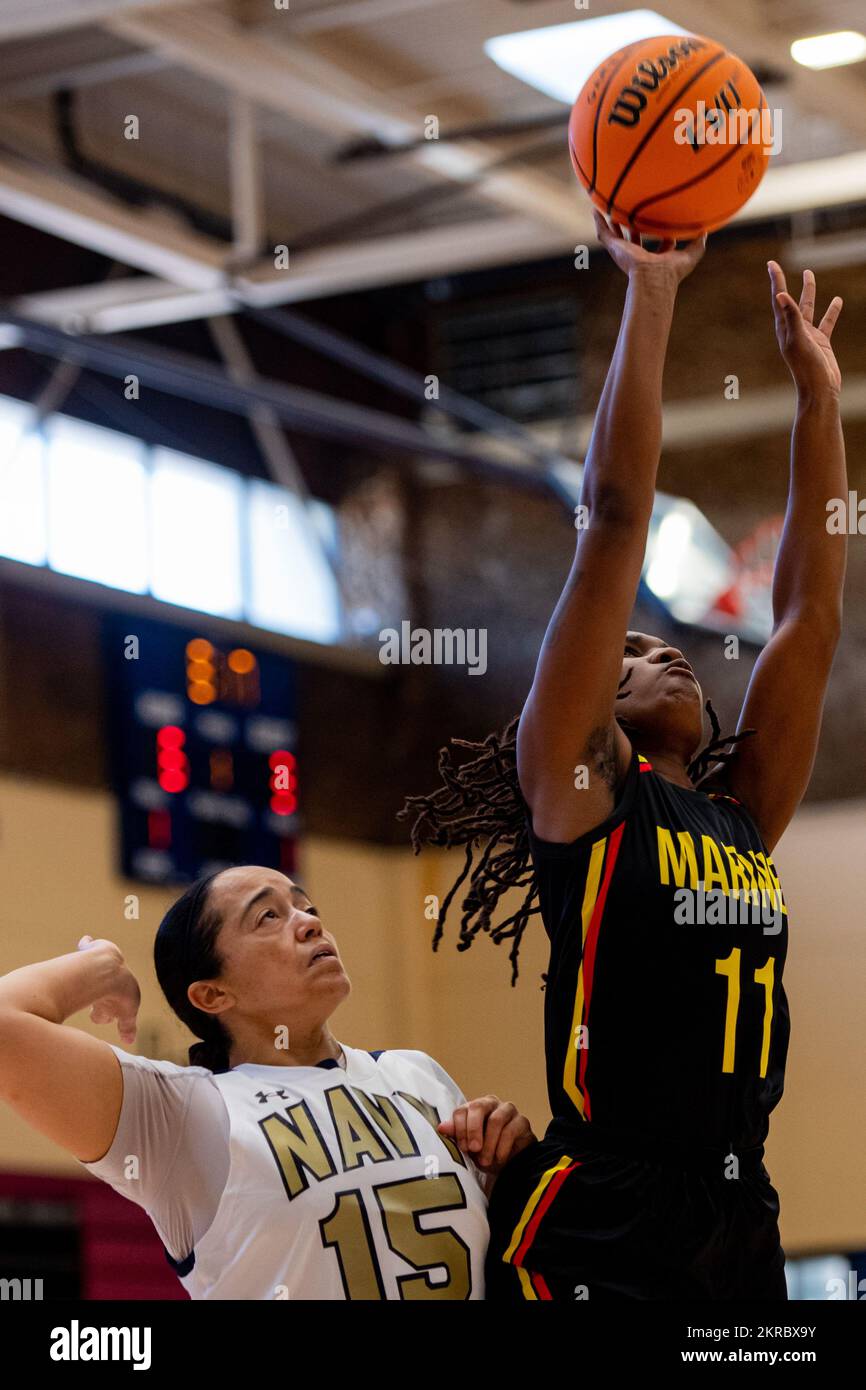 U.S. Marine Corps Sgt. Keyshauna Johnson, a member of team Marines ...