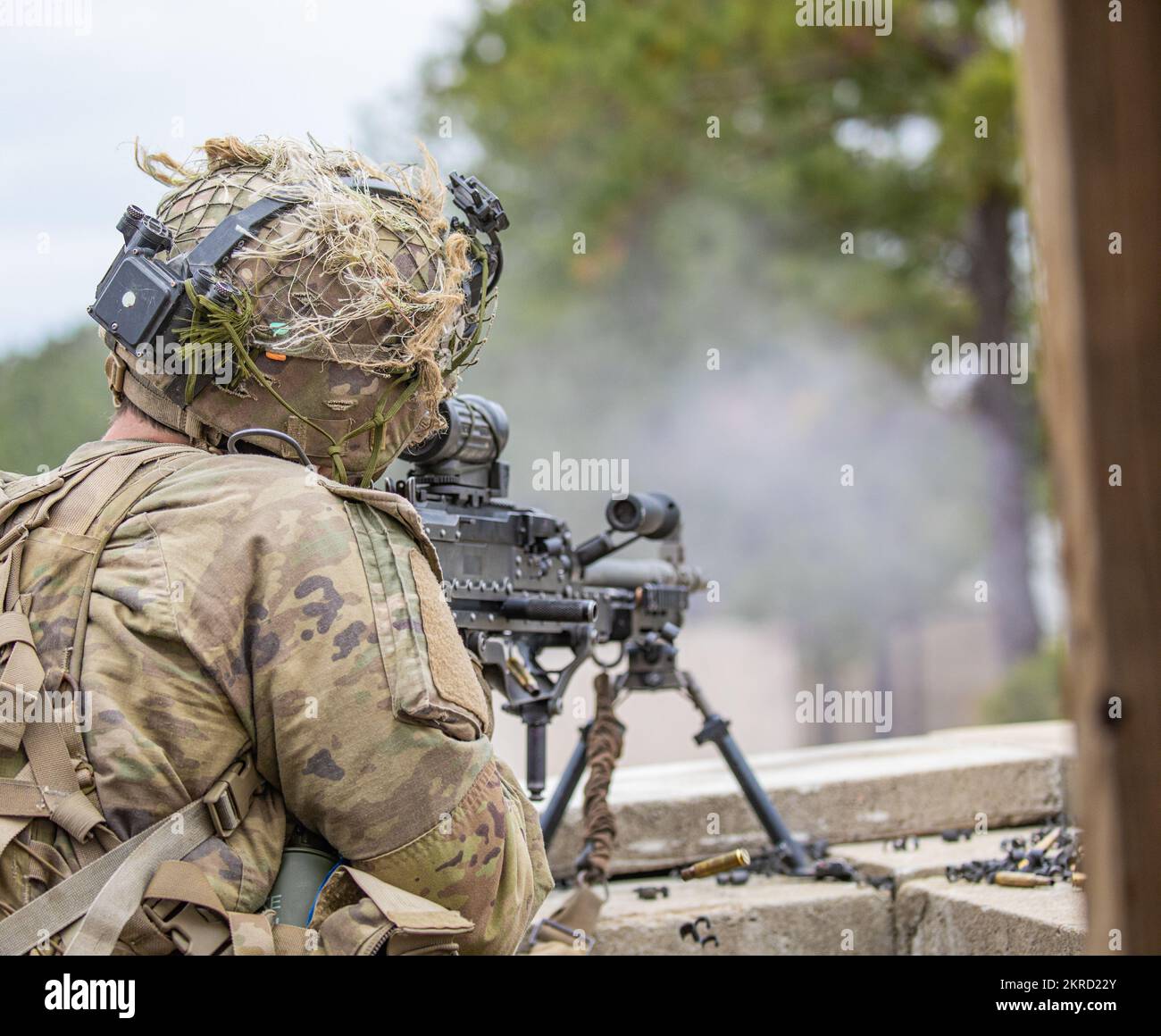 U.S. Army Paratroopers assigned to 2nd Battalion, 504th Parachute ...