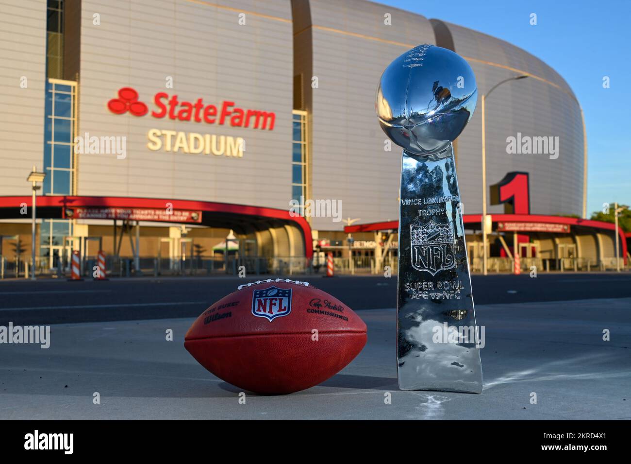 Super bowl trohpy hi-res stock photography and images - Alamy
