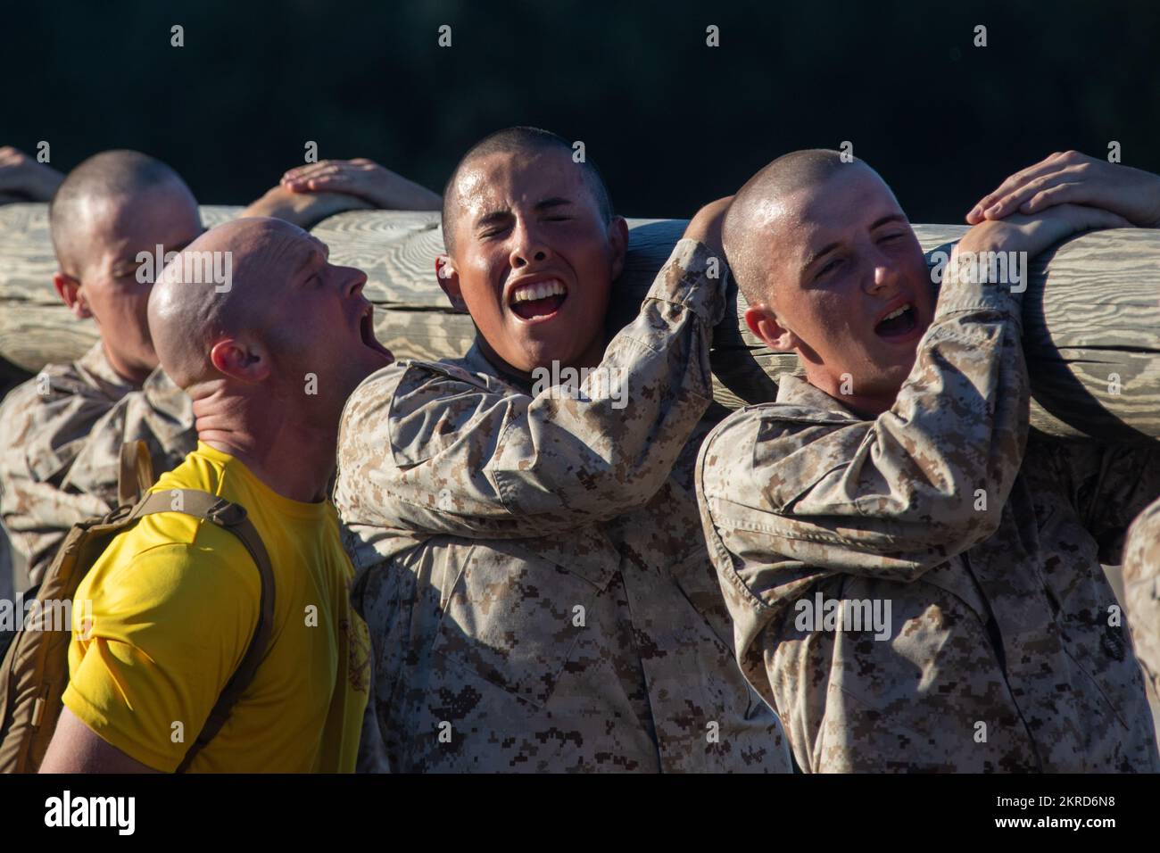 U.S. Marine Corps recruits with Fox Company, 2nd Recruit Training ...
