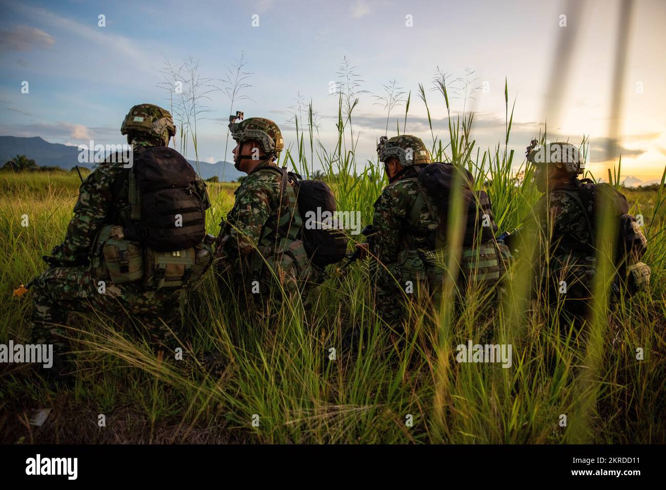U.S. and Colombian Army Soldiers conduct the final assault operation of ...