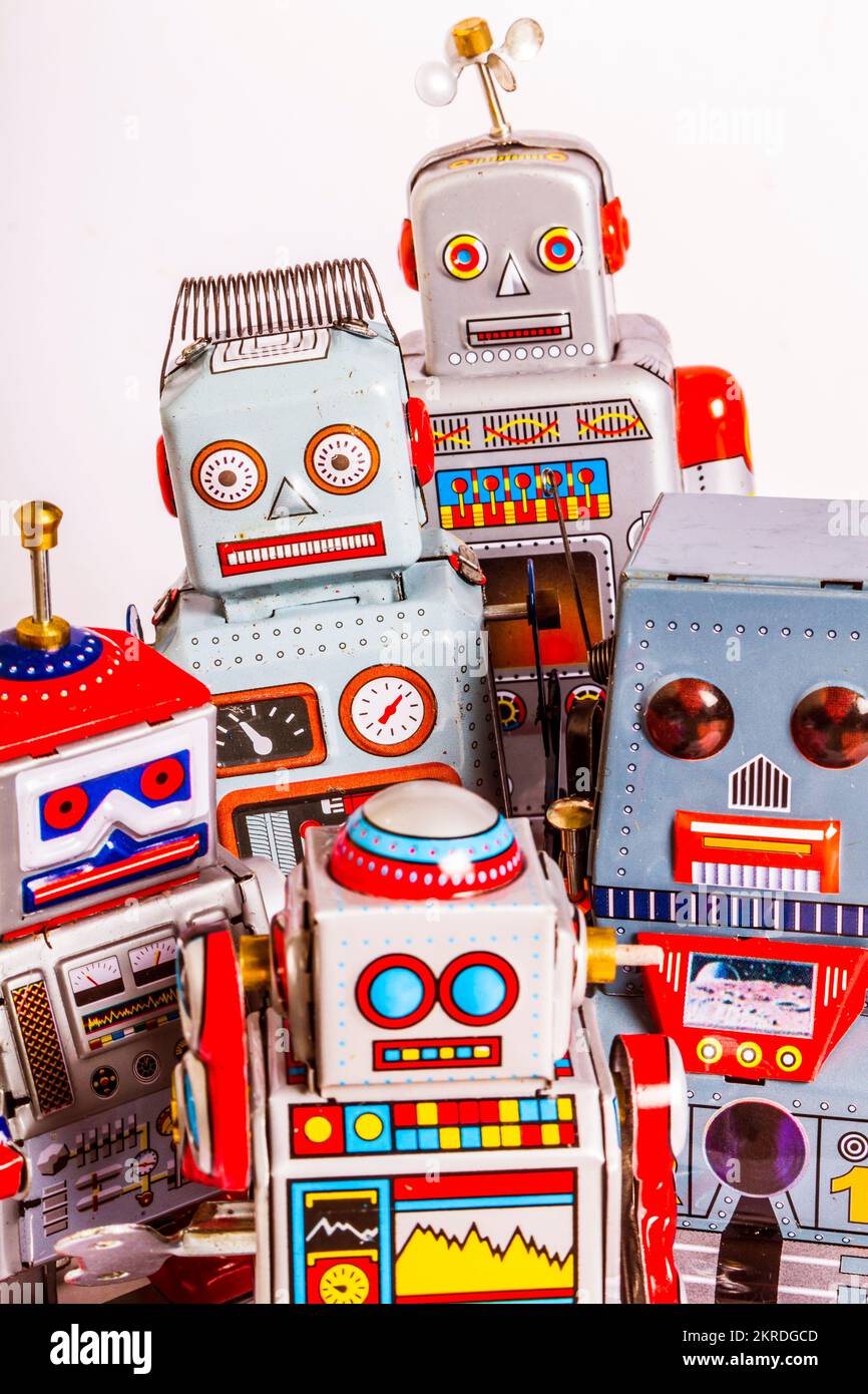 Creative fine art collection of tin toy robots in full color fiction ...