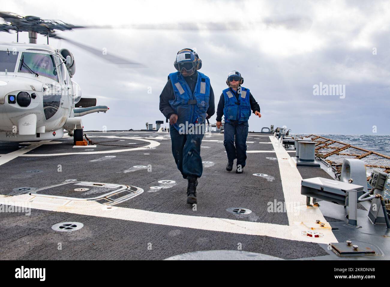 PHILIPPINE SEA (Nov. 14, 2022) Seaman Sarah Hunter, from Detroit, and ...