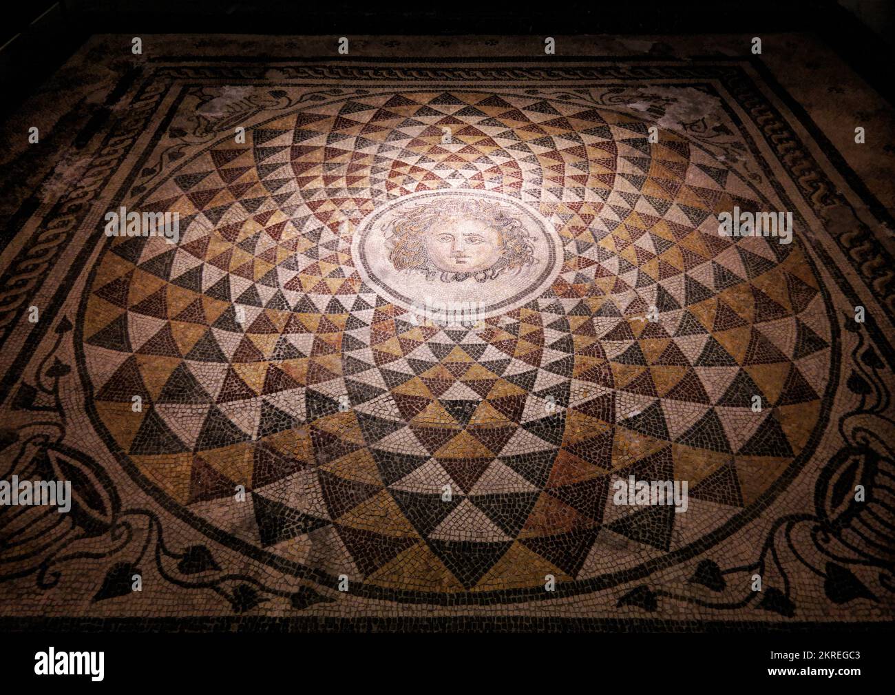 Roman mosaic medusa hi-res stock photography and images - Alamy