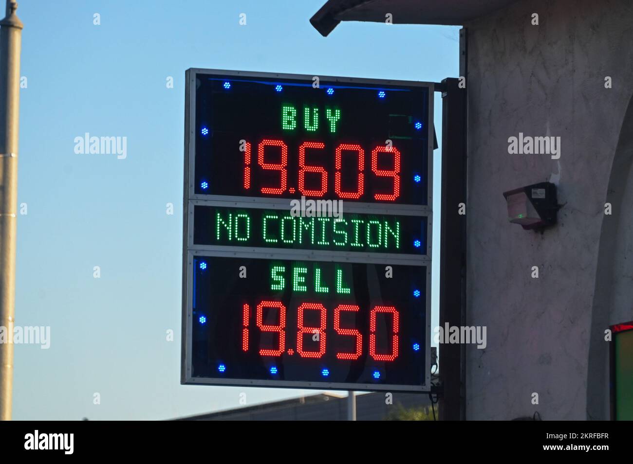 ABC Money Exchange outside the San Ysidro Border Crossing on Monday ...