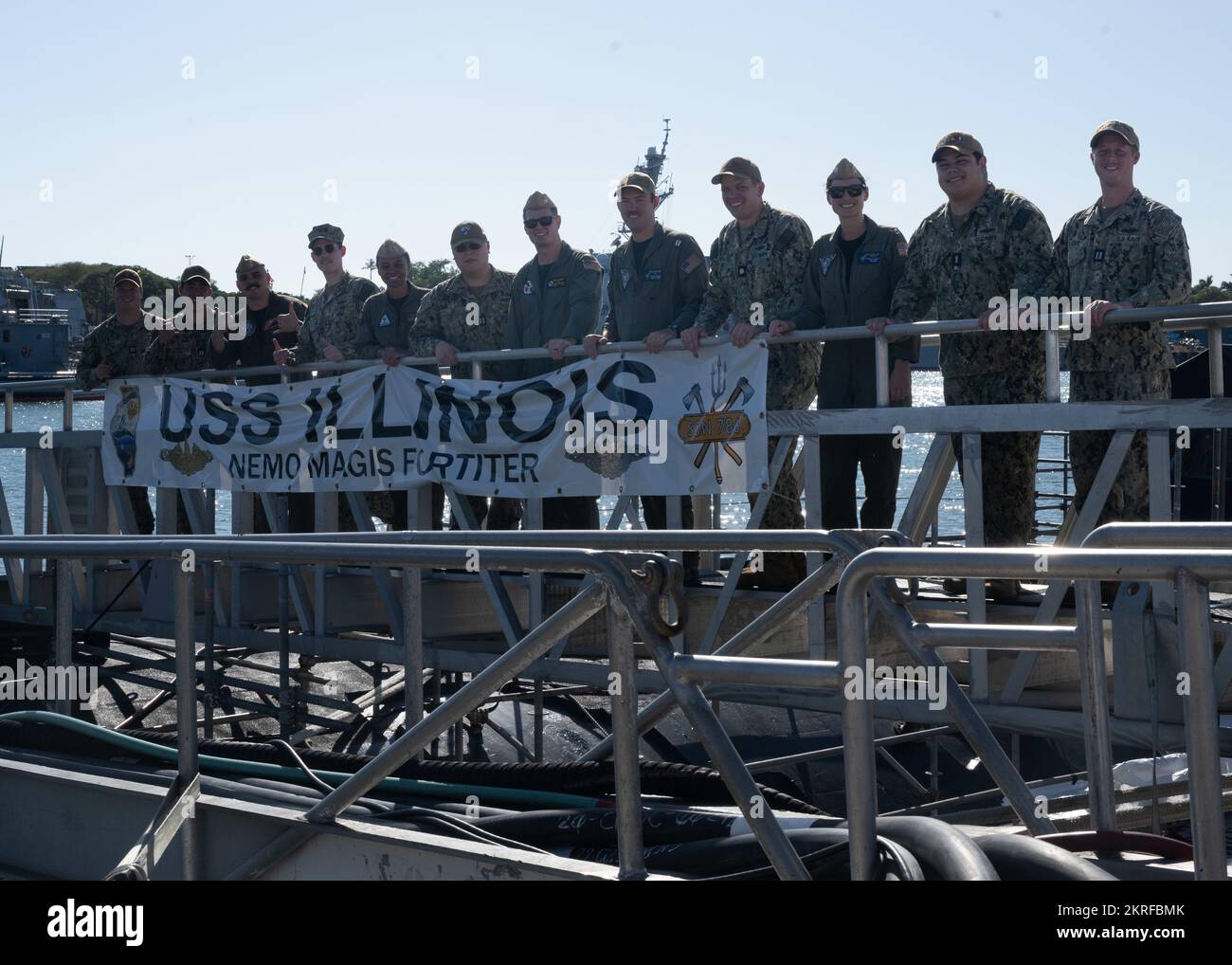 221115-N-MH811-1015 PEARL HARBOR (November 15, 2022) — Junior officers ...