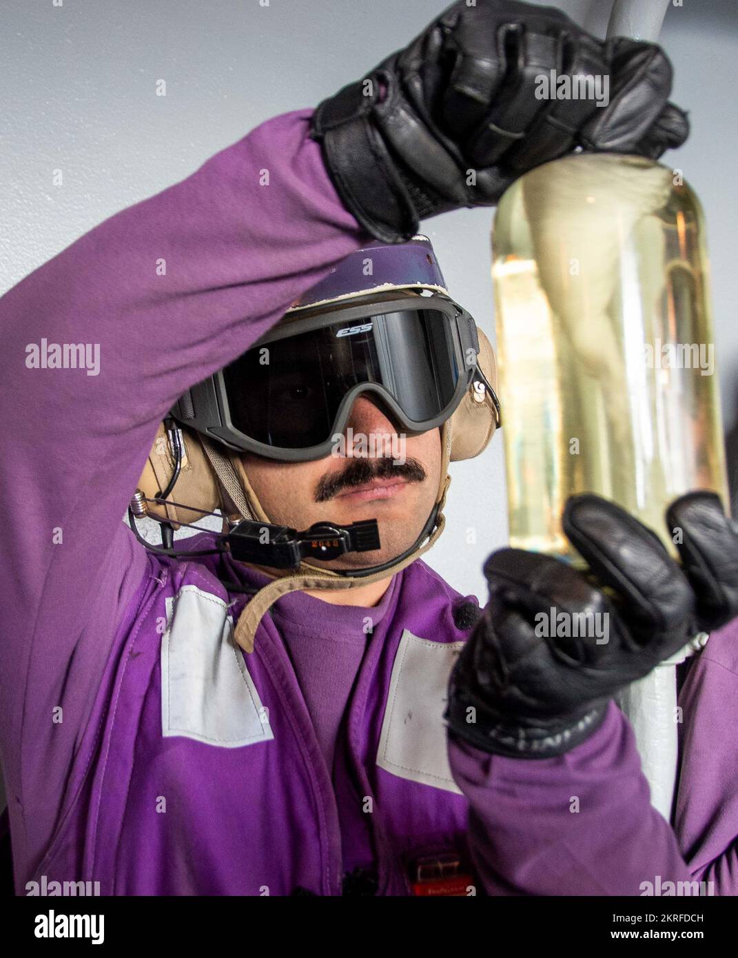 221116-N-BR419-1033 PHILIPPINE SEA (Nov. 16, 2022) Aviation Boatswain’s ...