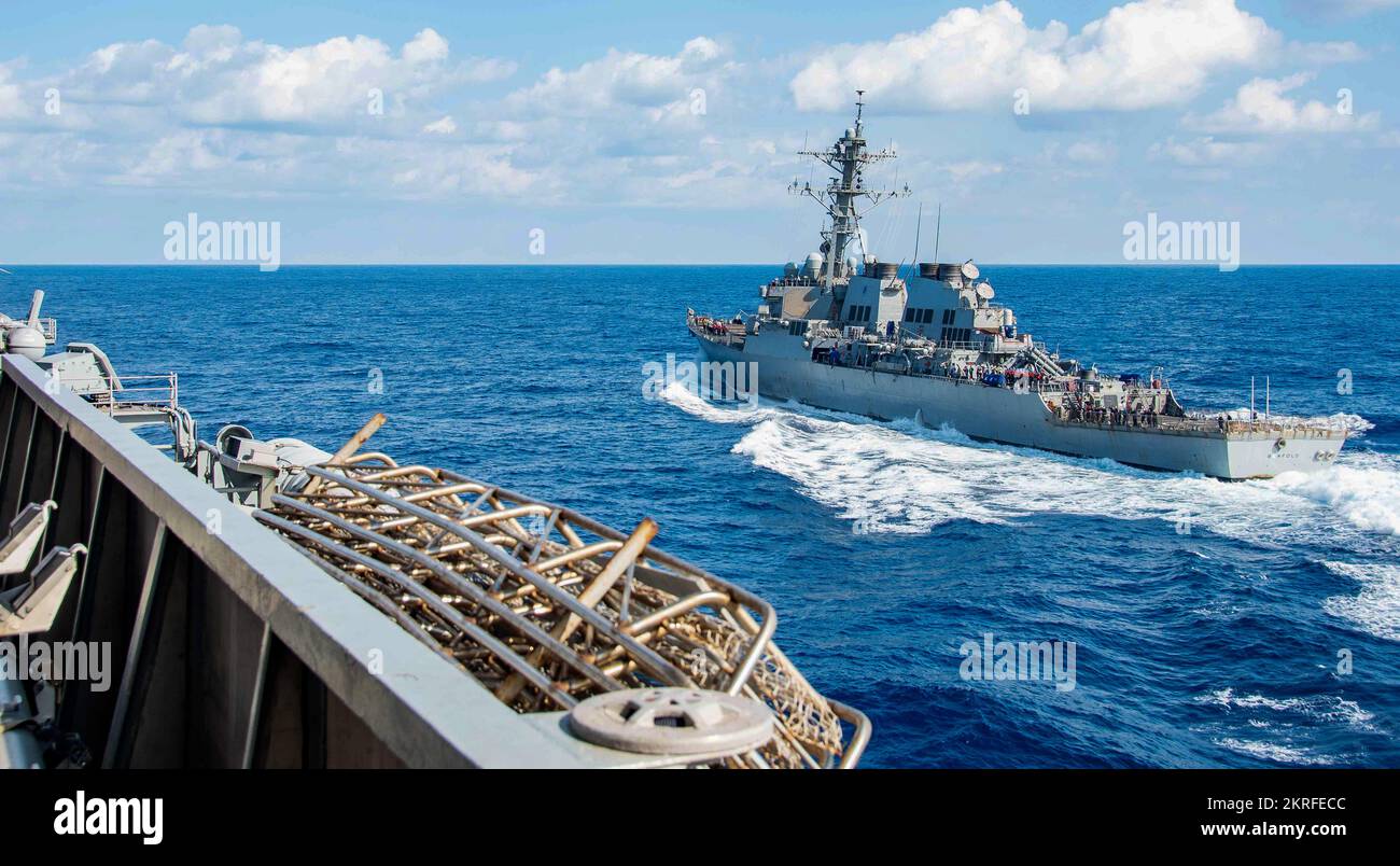 221116-N-BR419-1142 PHILIPPINE SEA (Nov. 16, 2022) The U.S. Navy’s only ...