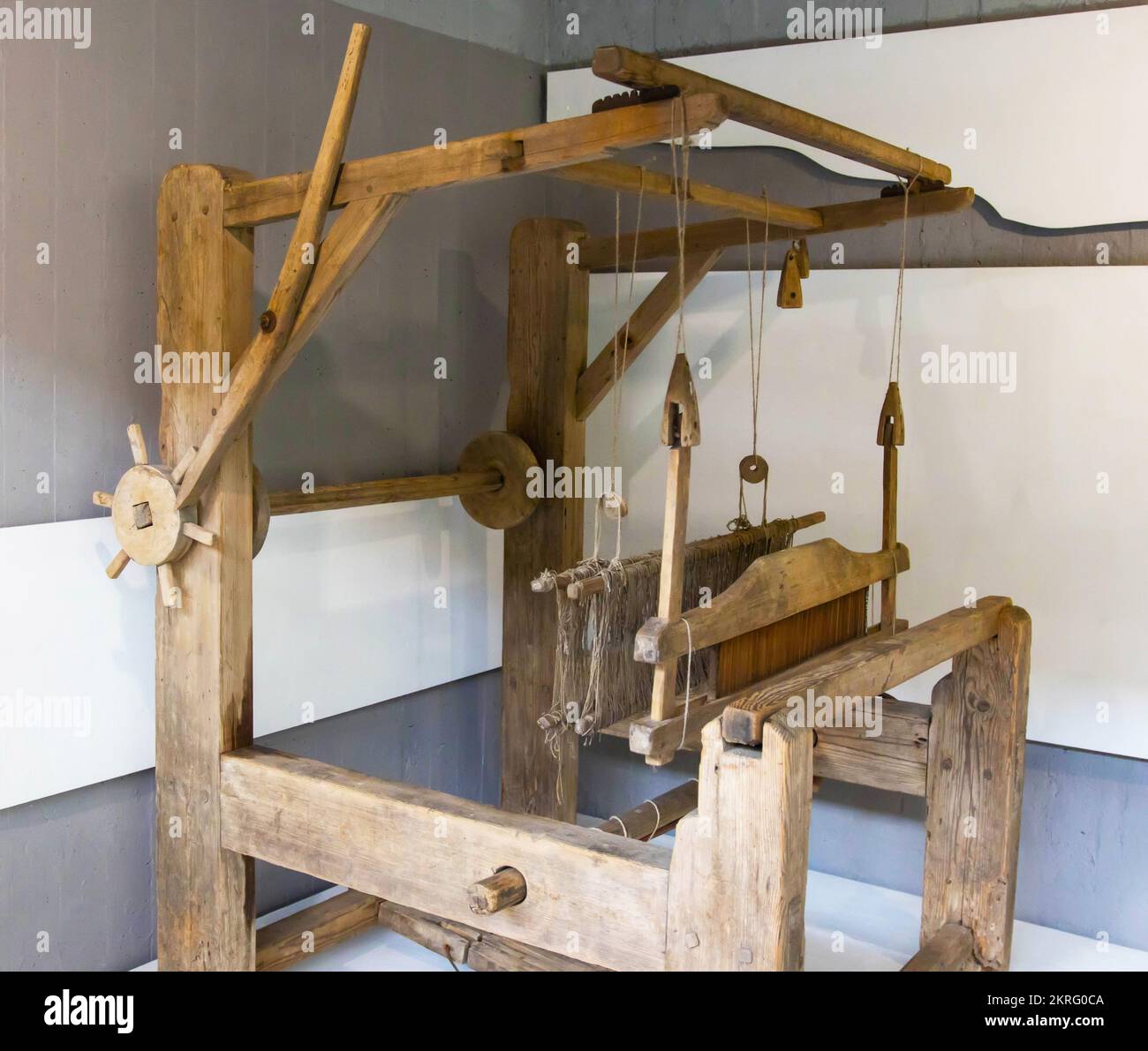 Old loom. Device for the manufacture of textile products, close-up ...