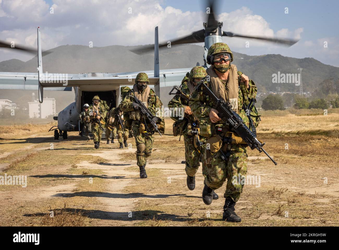 Members of the Japan Ground Self-Defense Force (JGSDF) with 7th Company ...