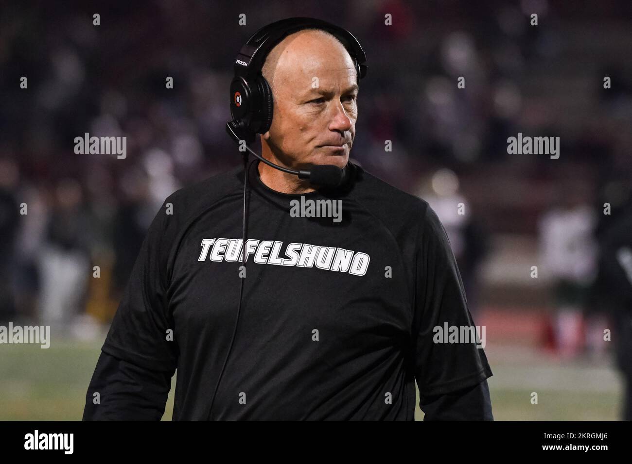 Los Alamitos Griffins head coach Ray Fenton during a CIF Southern ...