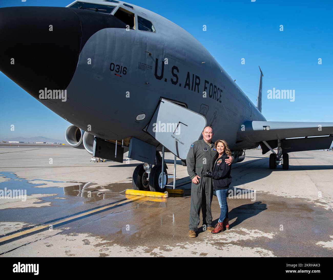 U.S. Air Force CMSgt Daniel B. Williams and MSgt Kurt Armstrong take ...