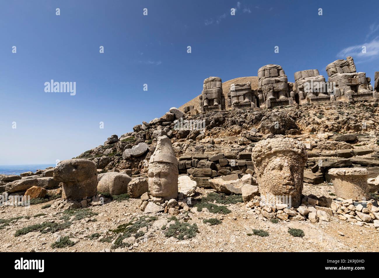 Mount Nemrut, Nemrut Dagi, east terrace, head statues of Antiochus I ...