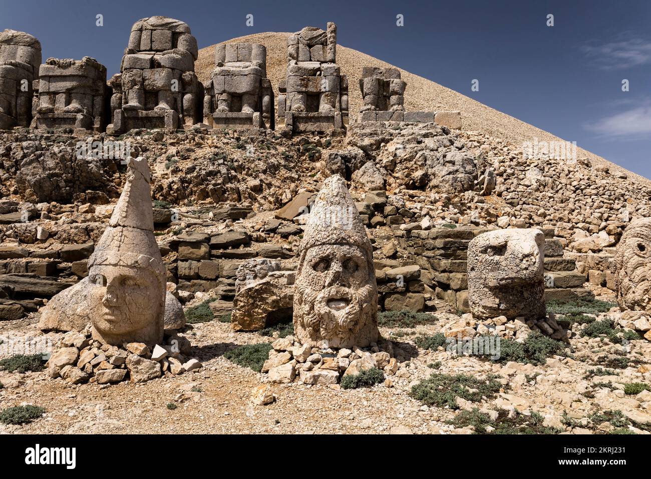 Mount Nemrut, Nemrut Dagi, east terrace, head statue of god Heracles ...